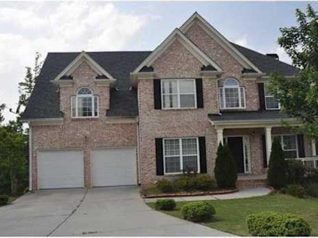 Spectacular Buford home with Room for rent