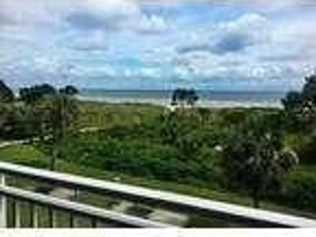 Spectacular Ocean Front View 2BR condo in Hilton Head on Forest Beach