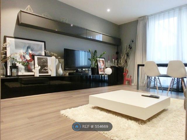 Spectrum Way, London SW18, 1 bed flat to rent, £2,550 pcm | PrimeLocation