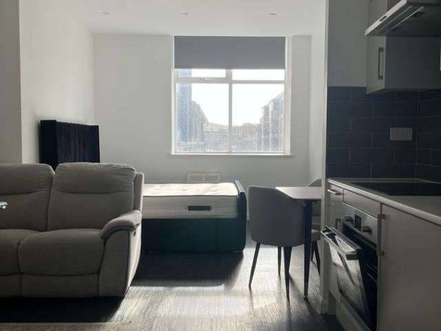 Spectrum House Apartment 203 E Parade, Little Germany, Little Germany BD1, Studio to rent, £600 pcm | PrimeLocation