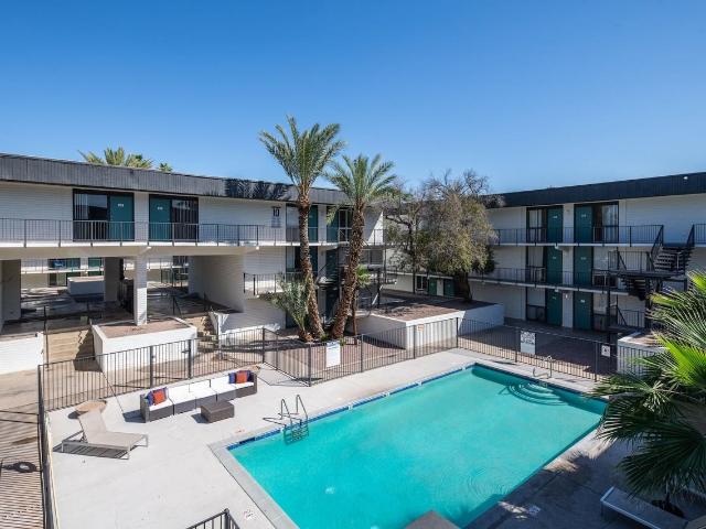 Spectra Midtown Studio Apartment for Rent at 2028 W Indian School Rd, Phoenix, AZ 85015
