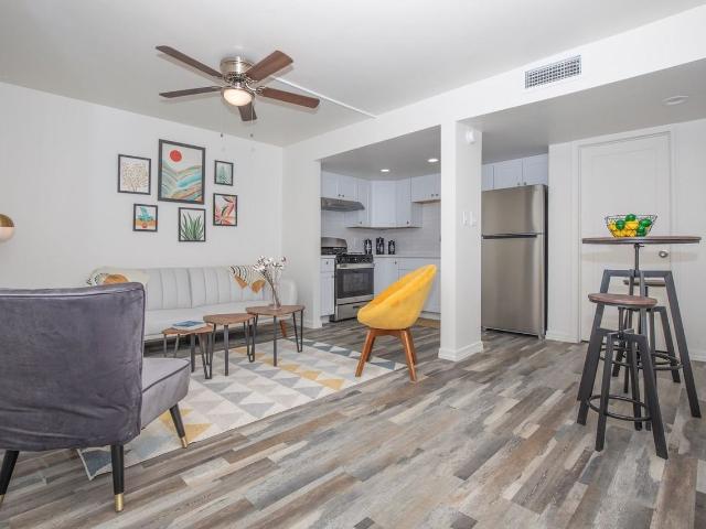 Spectra Midtown Studio Apartment for Rent at 2028 W Indian School Rd, Phoenix, AZ 85015