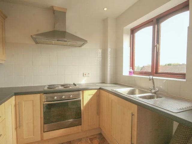Speedwell Close