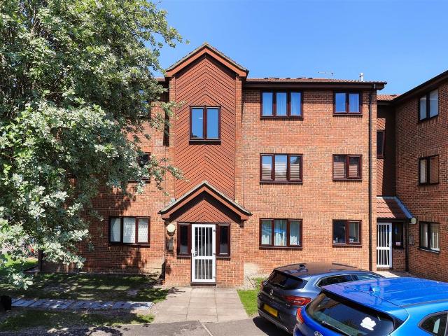 Speedwell Close, Cambridge CB1, Studio to rent, £1,195 pcm | PrimeLocation