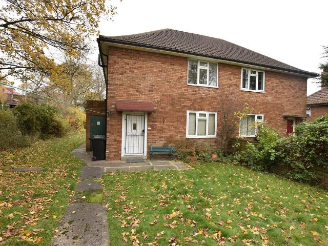 Spen Lane, Leeds, West Yorkshire LS16, 1 bed flat to rent, £750 pcm | PrimeLocation