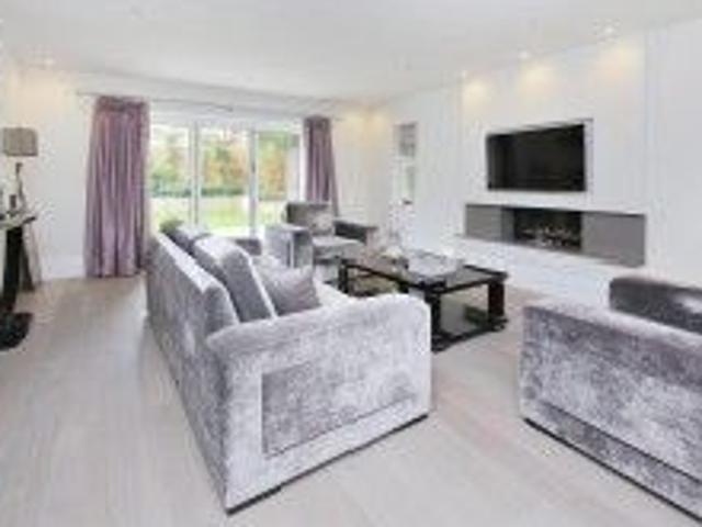 Spencer Close, Radlett