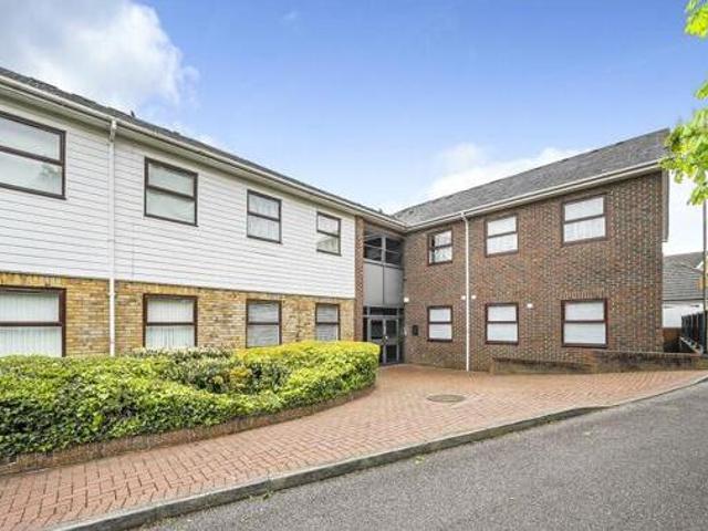 Spencer Court, Hartington Close, 1 Bedroom Flat