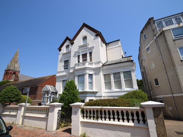 Spencer Road, Eastbourne BN21, 1 bed flat to rent, £950 pcm | PrimeLocation
