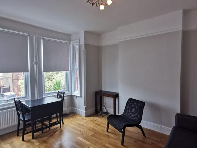 Spencer Road, Harrow HA3, 2 bed maisonette to rent, £1,750 pcm | PrimeLocation