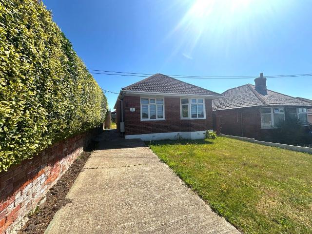 Spencer Road, Southampton, Hampshire SO19, 2 bed bungalow to rent, £1,350 pcm | PrimeLocation