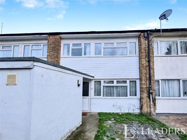 Spencers Croft, Harlow, CM18 3 bed house to rent £1,595 pcm £368 pw