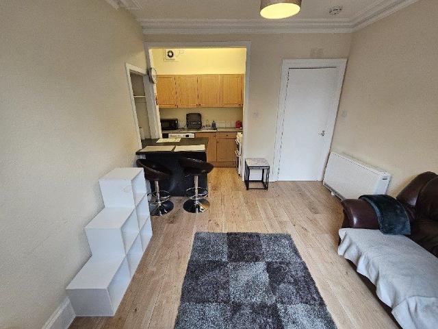 Spital, First floor right, AB24