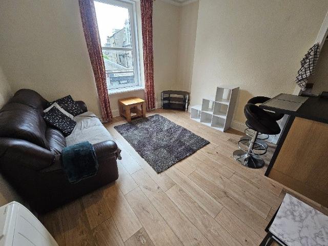 Spital, First Floor Right AB24, 2 bed flat to rent, £665 pcm | PrimeLocation