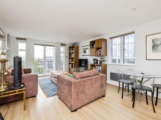 Spital Square, London E1, 2 bed flat to rent, £3,500 pcm | PrimeLocation