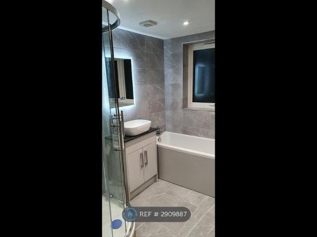 Spital, Wirral CH63, 2 bed flat to rent, £995 pcm | PrimeLocation