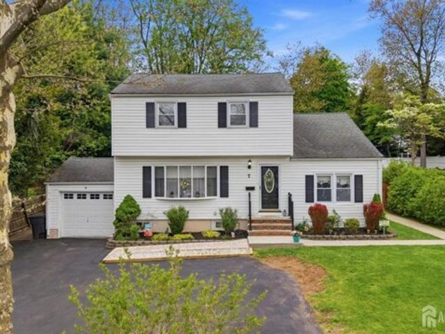Spier Dr, Livingston, Home For Sale