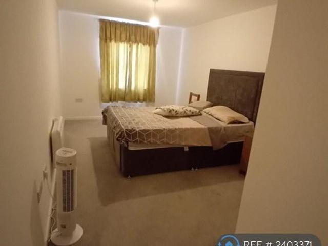 Spinel Court, Erith, DA8 1 bed in a flat share to rent £1,050 pcm £242 pw