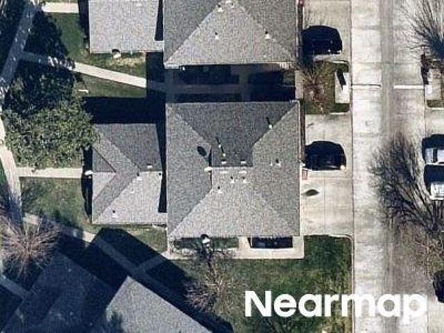 Spinnaker Dr Apt 2
