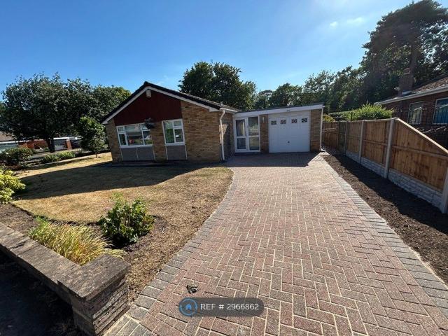 Spinney Drive, Ellesmere Port CH66, 3 bed bungalow to rent, £1,550 pcm | PrimeLocation