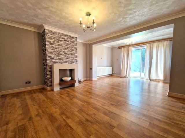 Spinney Road, Luton, LU3
