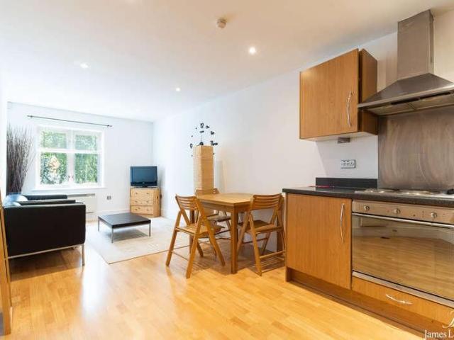 Spire Court, Manor Road, Edgbaston, Birmingham, B16