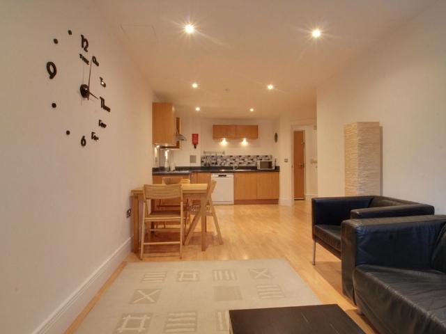 Spire Court, Manor Road, Edgbaston, Birmingham B16, 2 bed flat to rent, £1,075 pcm | PrimeLocation