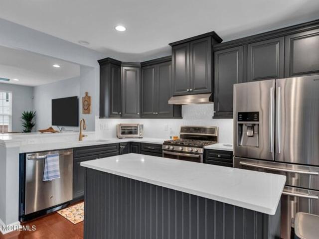 Spirit Way Unit,brick, Condo For Sale