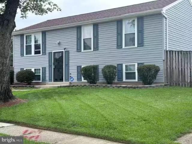 Split Foyer, Detached DISTRICT HEIGHTS, MD 3608 Key Turn St