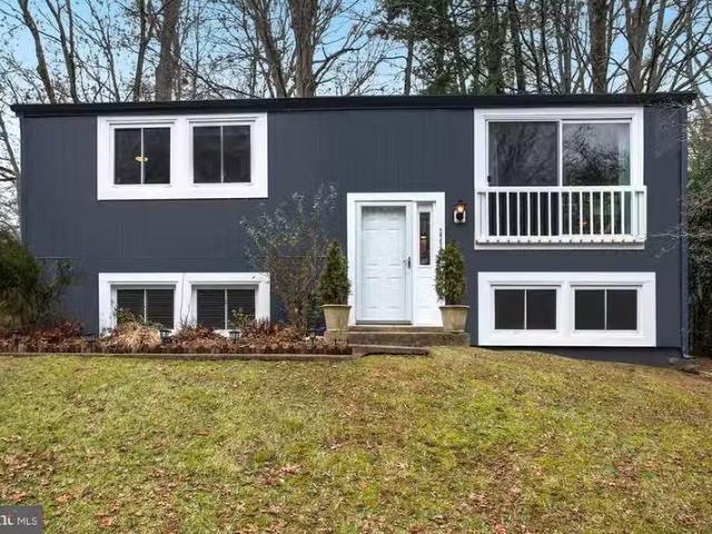 Split Foyer, Detached RESTON, VA 2330 Old Trail Dr