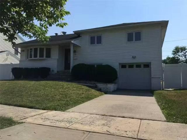 Split Level, Single Family Residence Syosset, NY 51 Syosset.