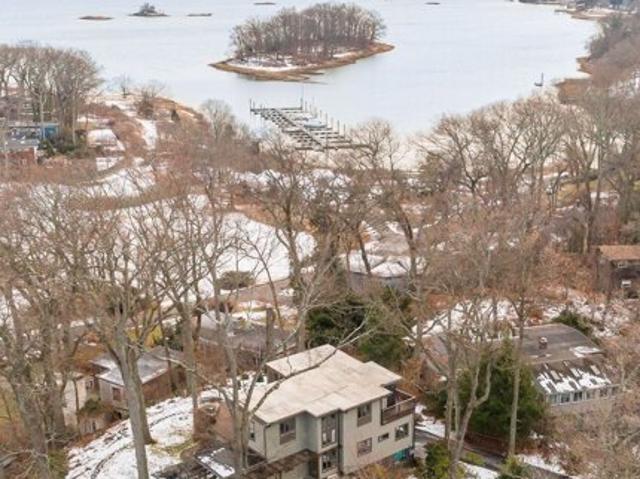 Splitrock Rd, Norwalk, Home For Sale