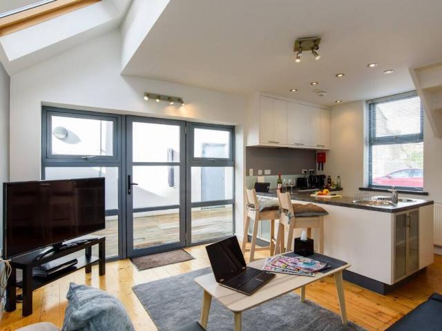 Splott CF24, 2 bed flat to rent, £2,543 pcm | PrimeLocation