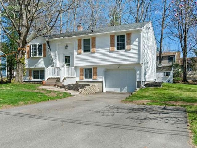 Sprucewood Dr, Rochester, Home For Sale