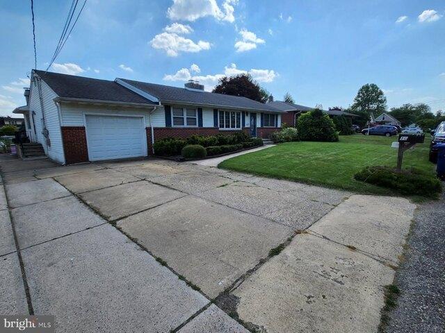 Spruce Ave, Bordentown, Home For Sale