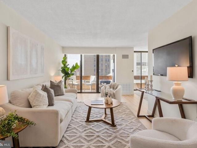 Spruce St Apt,philadelphia, Condo For Sale