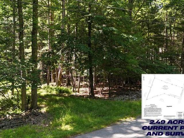 Spruce St, Hawley, PA 18428