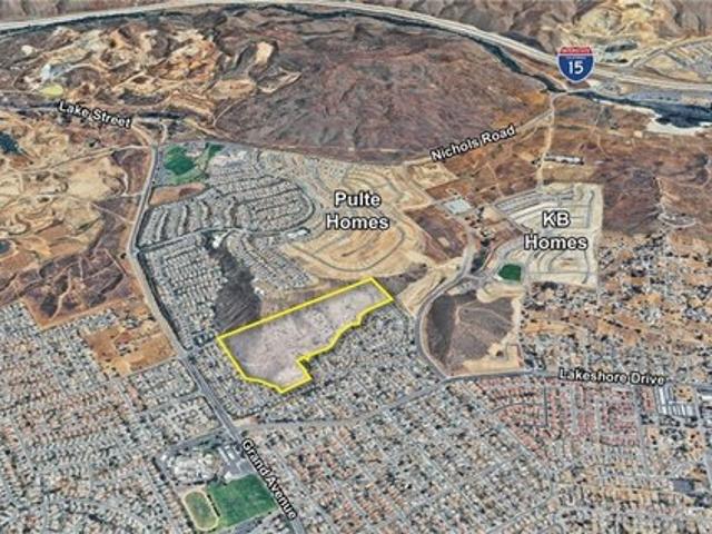 Spruce St, Lake Elsinore, CA 92530