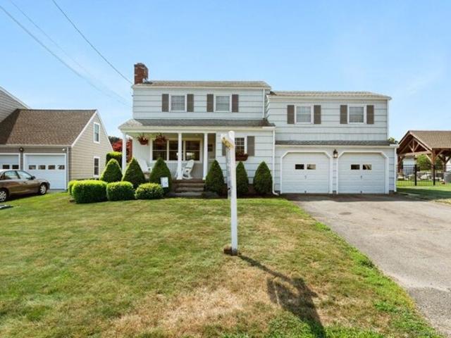 Spruce St, Stratford, Home For Sale