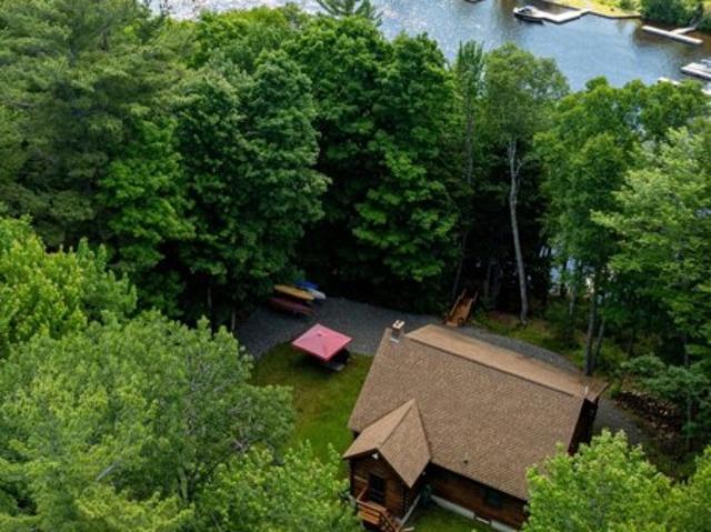 Spruce St, Rockwood T R Nbkp, Home For Sale