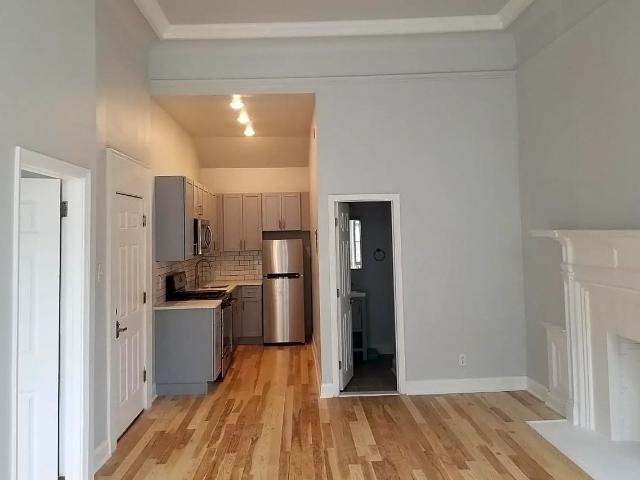 Spruce Street Apartments 2 Bedroom Apartment for Rent at 1023 Spruce St, Philadelphia, PA 19107 Washington Square West