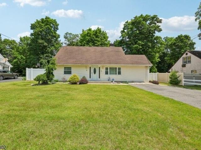 Spruce Rd, Pompton Lakes, Home For Sale