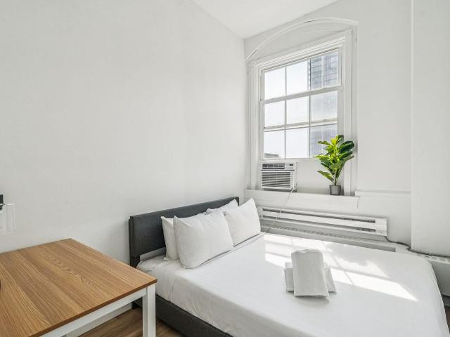 Spruce Tower Studio Apartment for Rent at 1228 Spruce St, Philadelphia, PA 19107 Washington Square West