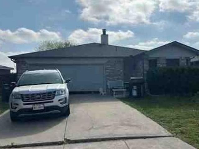 Spruce Valley Dr