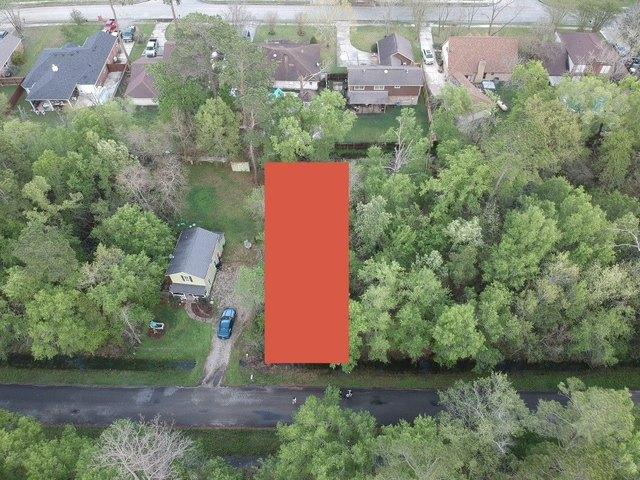 Sprawling Oaks Dr, Conroe, TX 77385
