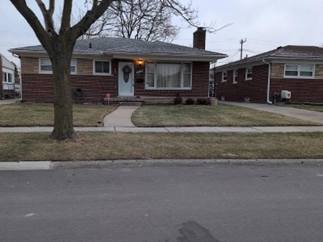Sprenger Ave