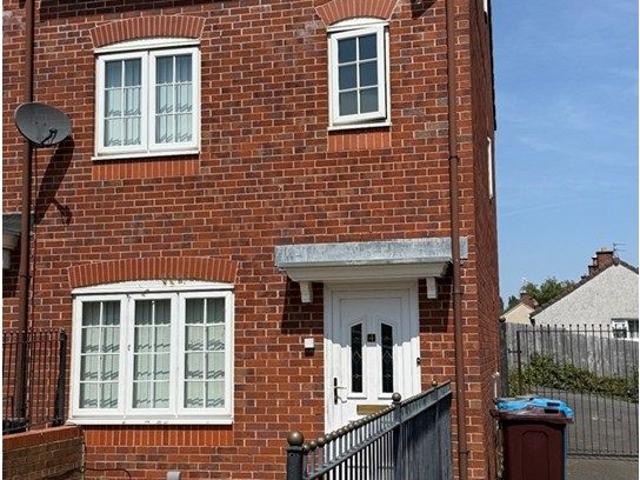 Springvale Close, Liverpool L32, 3 bed end terrace house to rent, £950 pcm | PrimeLocation