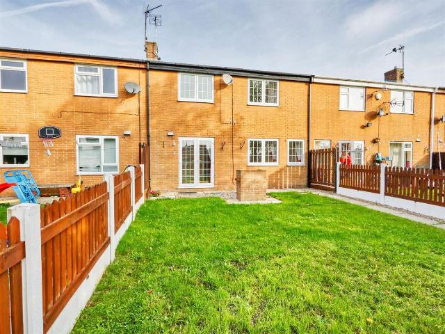 Springvale Road, Danesmoor S45, 2 bed terraced house to rent, £800 pcm | PrimeLocation