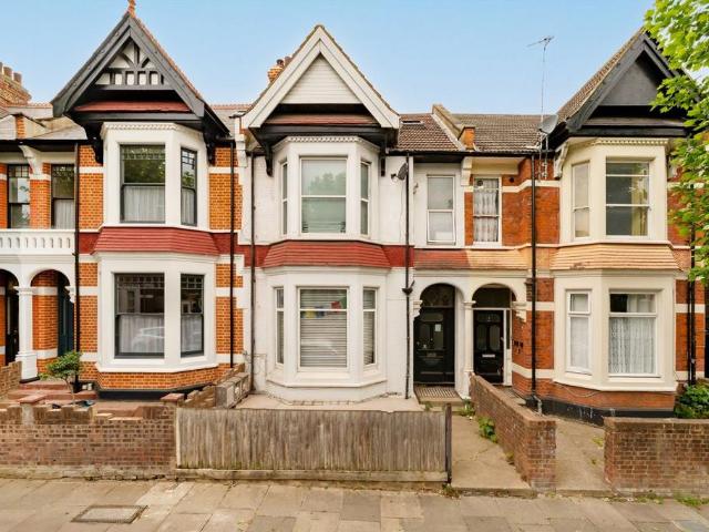 Springwell Avenue, London NW10 2 bed flat to rent £2,401 pcm £554 pw