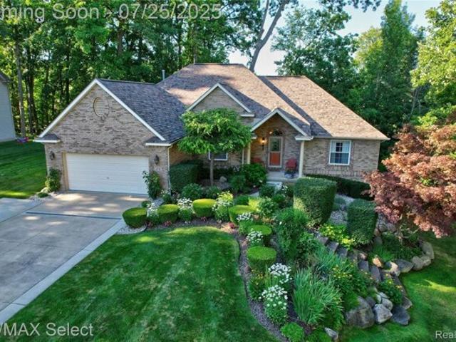 Springwood Ct, Fenton, Home For Sale