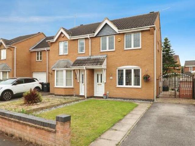 Springwood Close, Doncaster, 3 Bedroom End